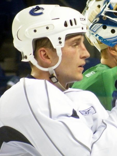 Hockey team contributes to mental health efforts after player’s death ...